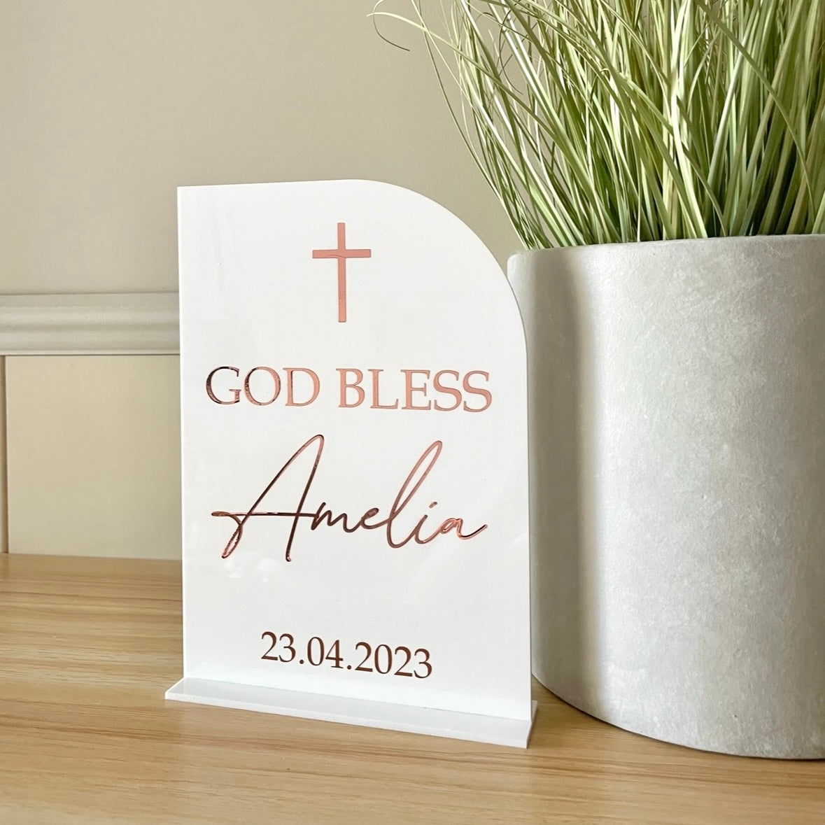 Table top signage (half arch) version 2 – Barleyboy Creative