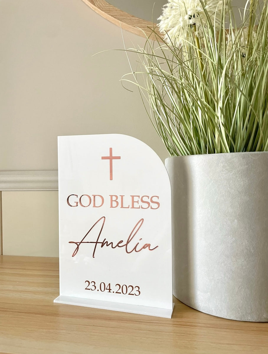 Table top signage (half arch) version 2 – Barleyboy Creative